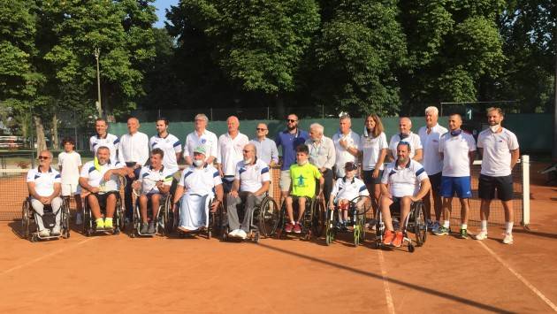 Cremona TENNIS IN CARROZZINA ALLA CANOTTIERI BALDESIO RICCO WEKKEND