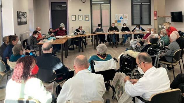 ASST CR IL GRUPPO ‘HAPPY NEWS’ INCONTRA GLI OSPITI DELLA FONDAZIONE GERMANI