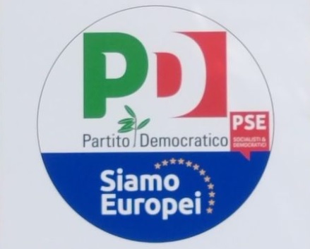 Nicola Zingaretti presenta il nuovo simbolo del Partito Democratico ...